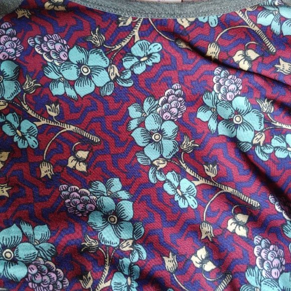 LuLaRoe | Tops | Lularoe Randy | Poshmark